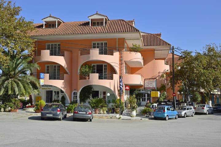Odysseus Palace Apartment & Hotel - Kefalonia