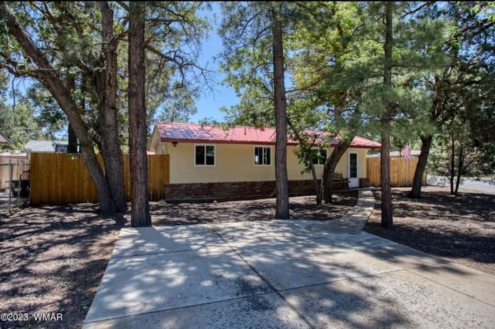 Cozy Home Mtn Retreat In The Tall Pine N Oak Trees - Pinetop-Lakeside, AZ