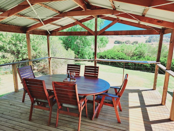 Yaringa Cottage ~Ultimate Entertainer & Views! - Victor Harbor