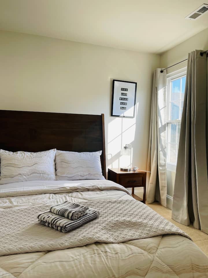 Peaceful Community, Cozy Room, Close To Hospitals. - Maryland