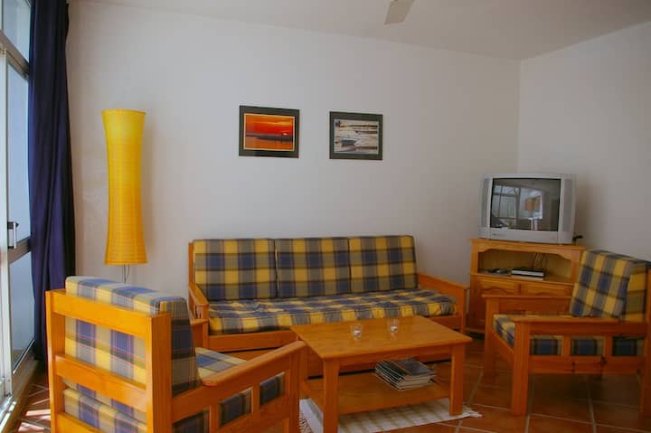Vissershuis Met Dakterras In Het Dorpscentrum - Ferragudo