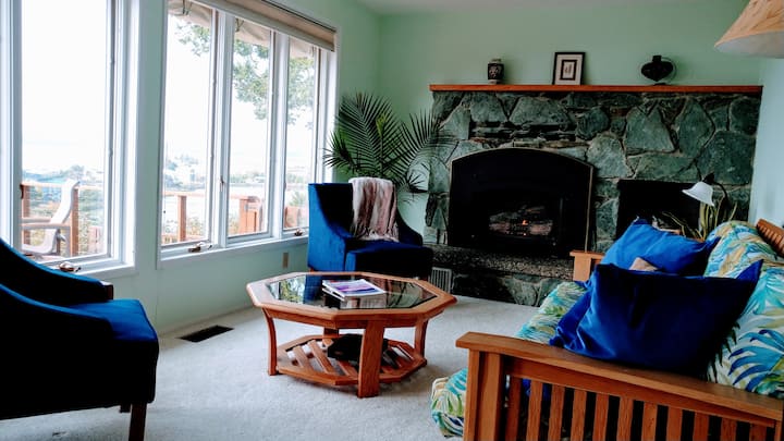 Sunset View Retreat - Whidbey Island, WA
