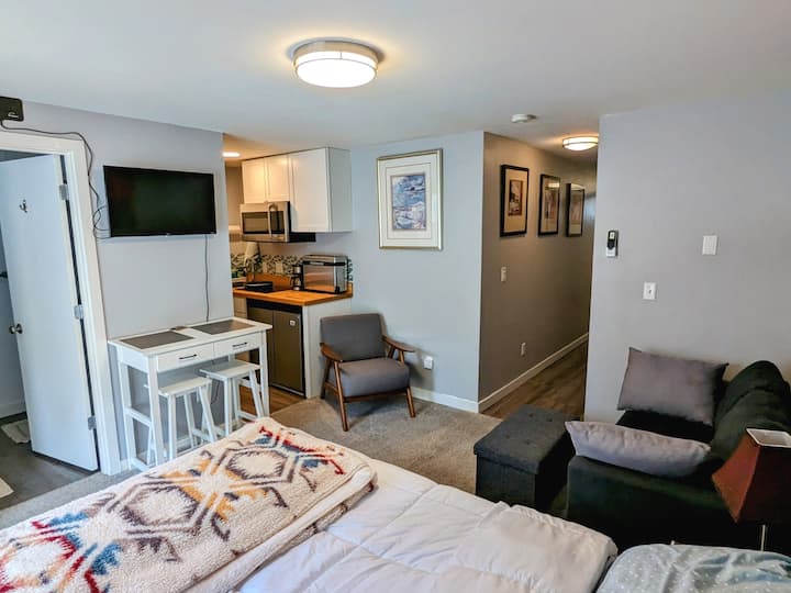 West Seattle Guest Suite. Private And Peaceful - シアトル