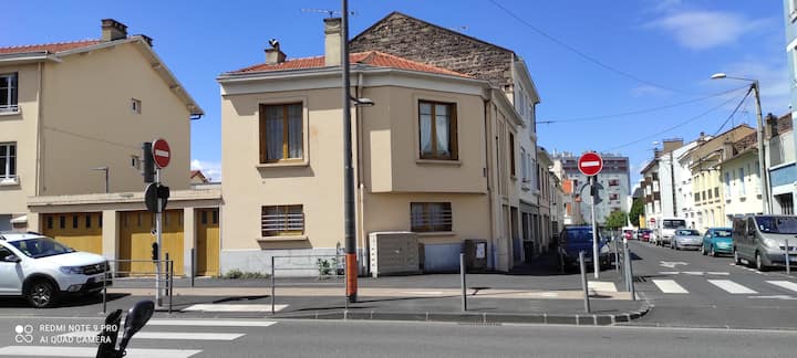 Maison à Louer à Clermont Ferrand - Clermont-Ferrand