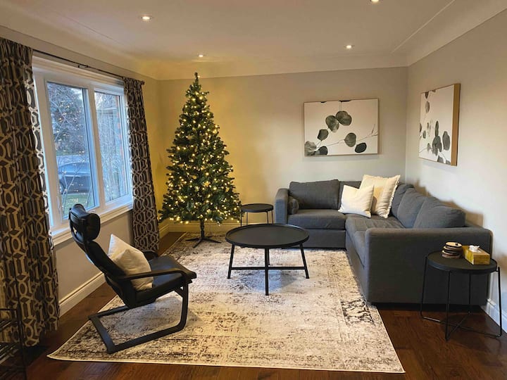 Entire Renovated West Hamilton Bungalow - Hamilton