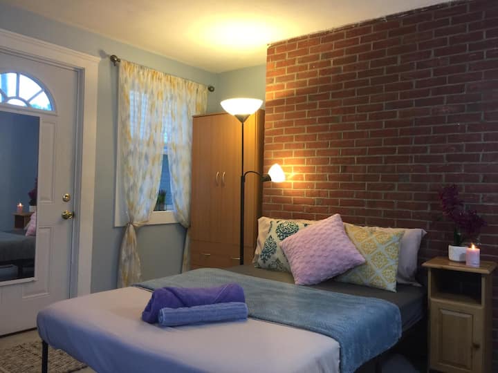 [ Authentic Room Near 4 Min I-95-i90-route 9 ] - Wellesley, MA