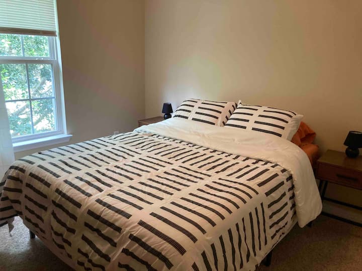 Bedroom With Private Bath - Niceville, FL