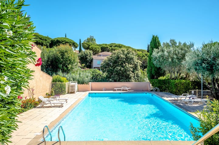 Maison Chaleureuse Avec Piscine à Sainte-maxime - Saint-Tropez