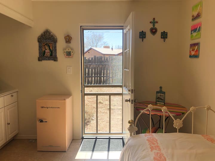 Charming Studio 1, Near Downtown,rural Setting - Santa Fe, NM