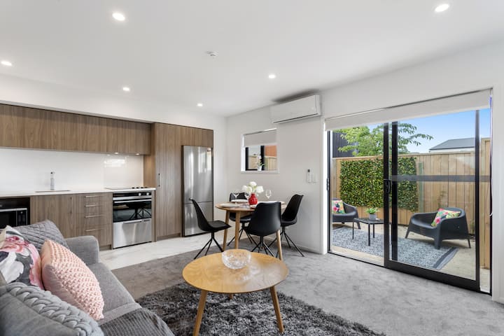 Luxury Style Free Street Parking Cbd Location - Christchurch