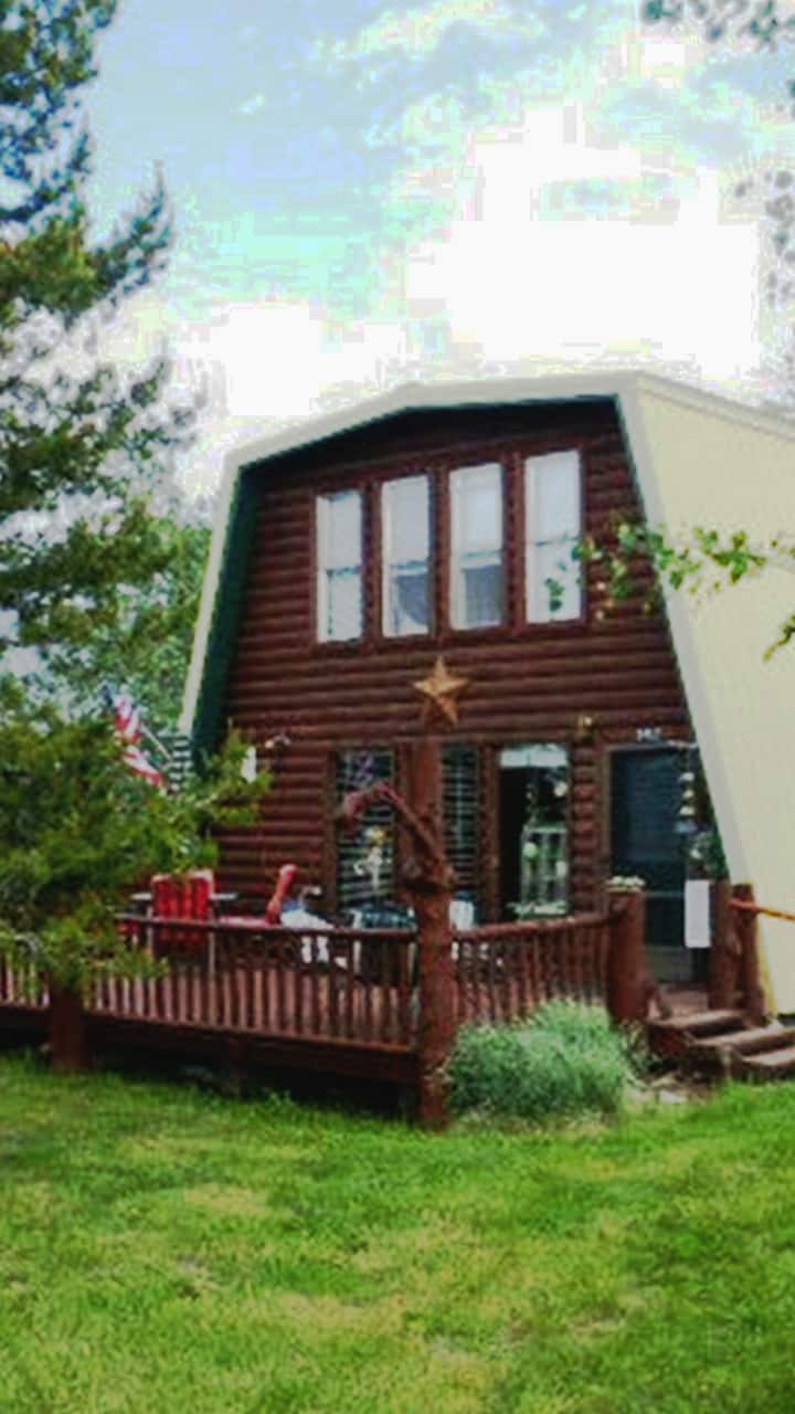 Fishing Dream! Near West Yellowstone! Cute Cabin! - アイランド・パーク, ID