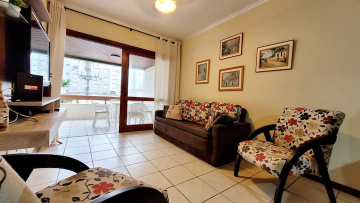 Apto Próximo Ao Mar Com Sacada E Churrasqueira - Capão da Canoa