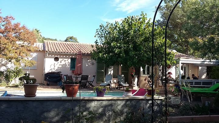 Entre Mer Et Vigne - La Môle