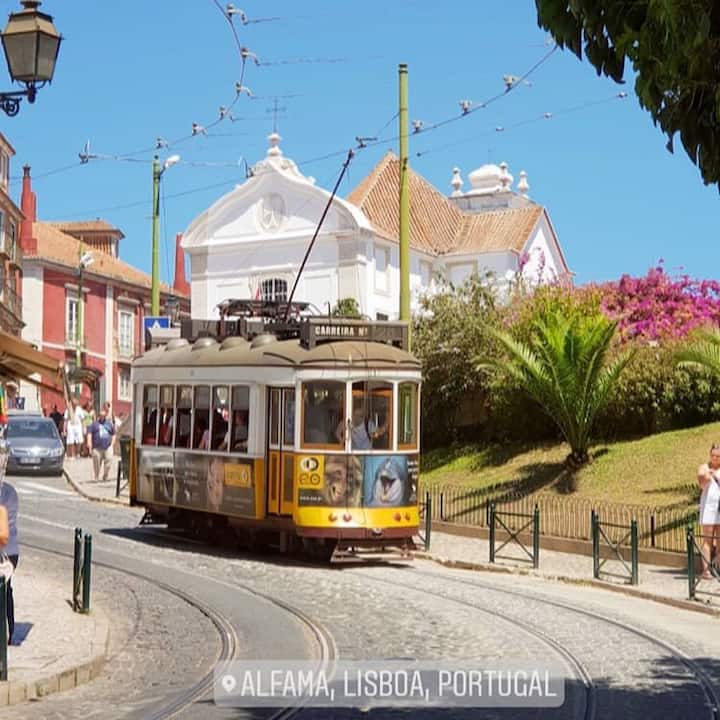 Sunny And Cosy Apartment In Castelo - Ajuda