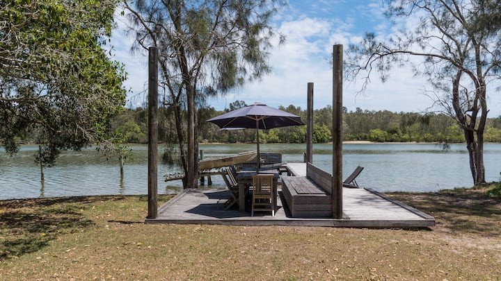 Rivers Edge Retreat, Noosa North Shore - Lake Cootharaba, Queensland