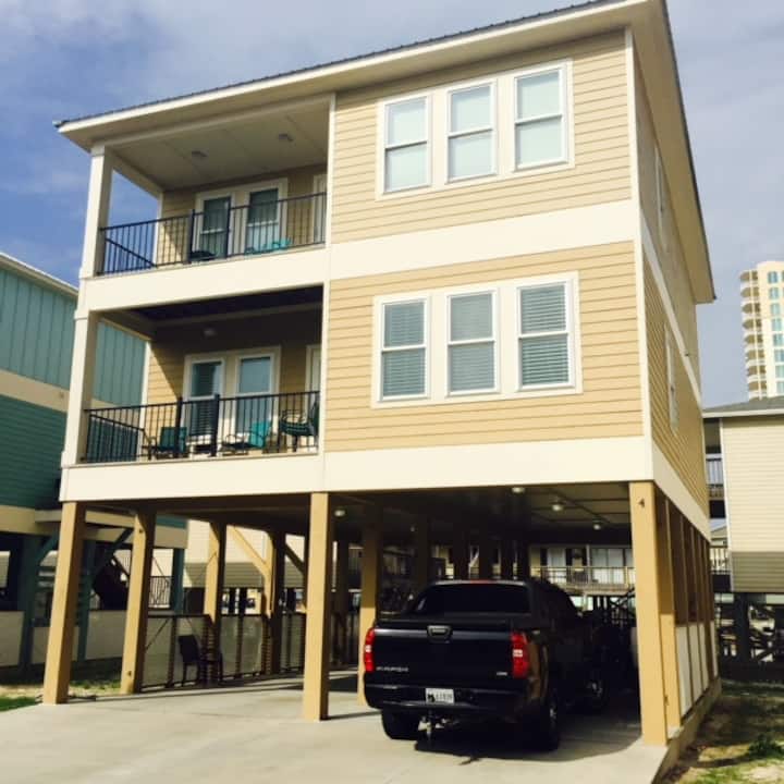 The Compass Rose-steps From The Beach And Lagoon! - Gulf Shores, AL