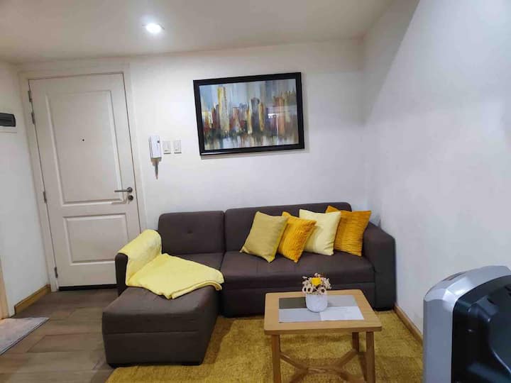 Great Value! Fully Furnished 2br- Azure Paranaque - Parañaque