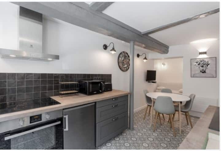 Un Petit Coin De Moyen ÂGe - ibis Styles Beauvais