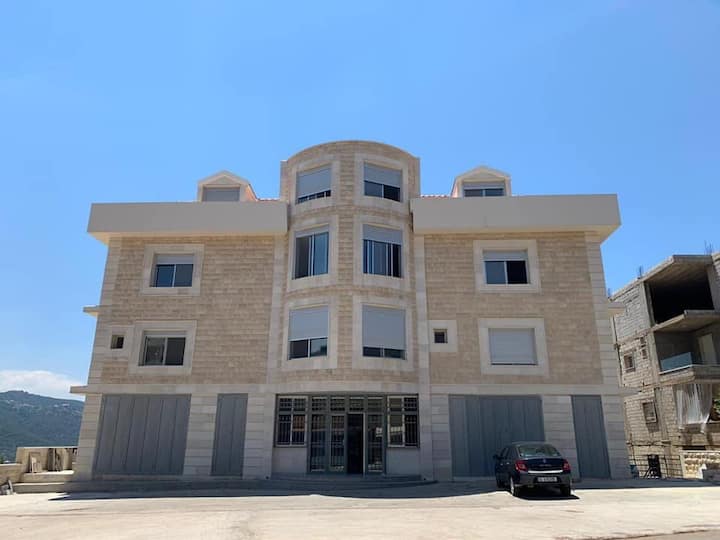 Furnished Apartment In Meziara - 레바논