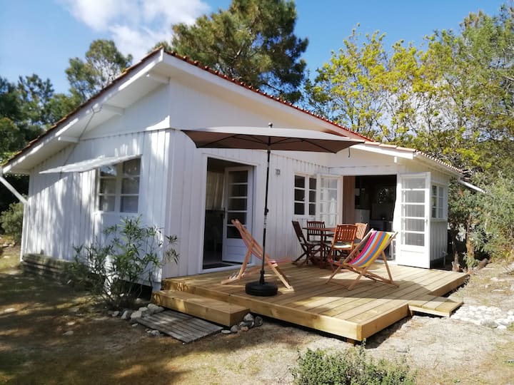 Bungalow Naturiste Au Bord De L'océan. - Vendays-Montalivet