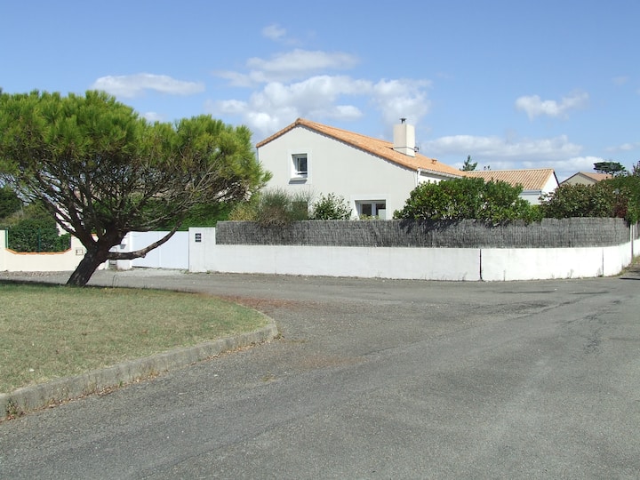 Maison Agréable Et Ensoleillée Plages à 800 M - Préfailles