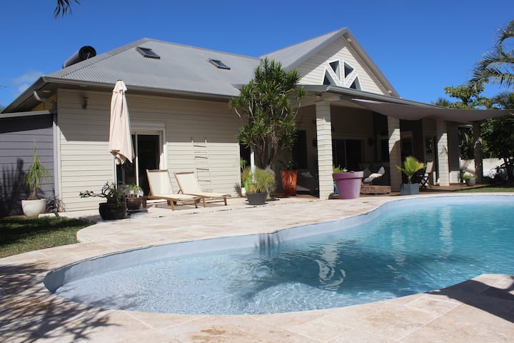 Spacieuse Villa  St-pierre (Grand Jardin/piscine) - Saint-Pierre