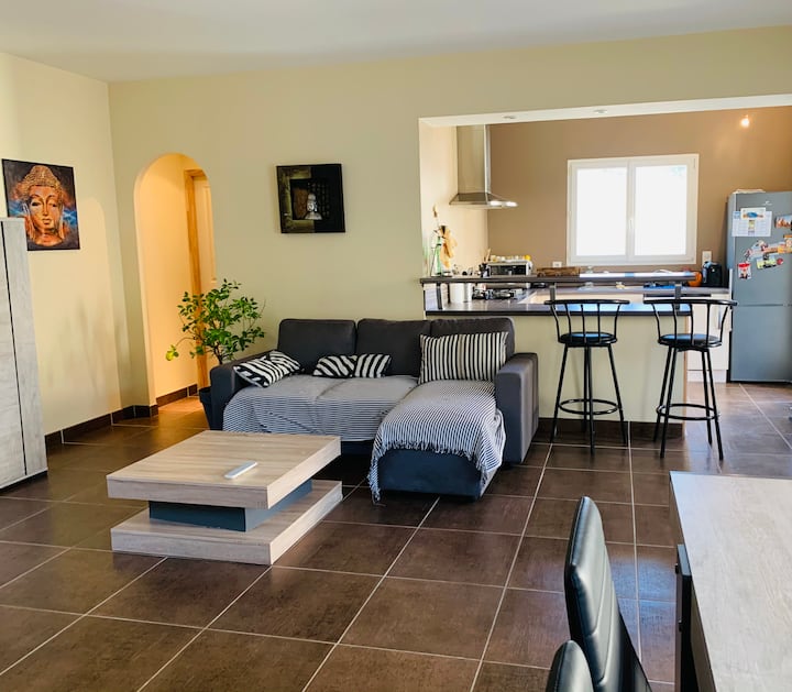 Maison Chaleureuse Partagée Avec Jacuzzi - Fabrègues