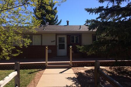 Laramie Vacation Rentals & Homes - Wyoming, United States | Airbnb