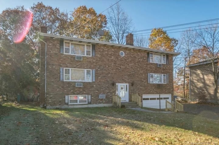 Wedgewood Condominiums - Waterbury, CT