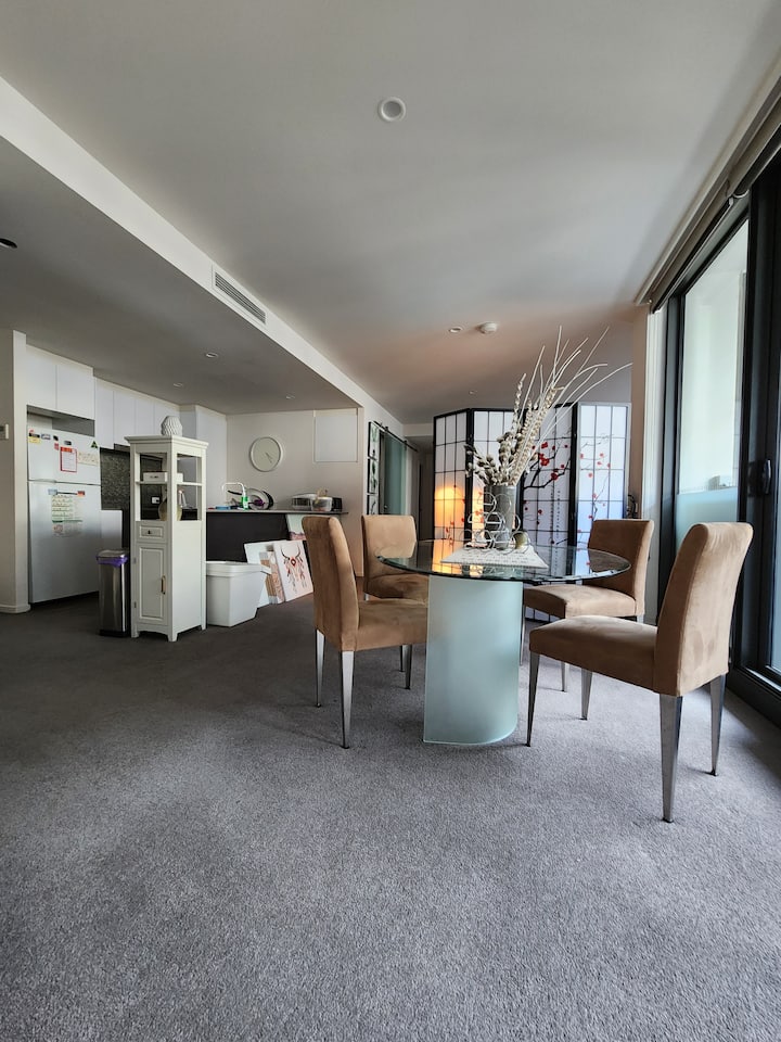 Contempory Room In Central Locale - Canberra