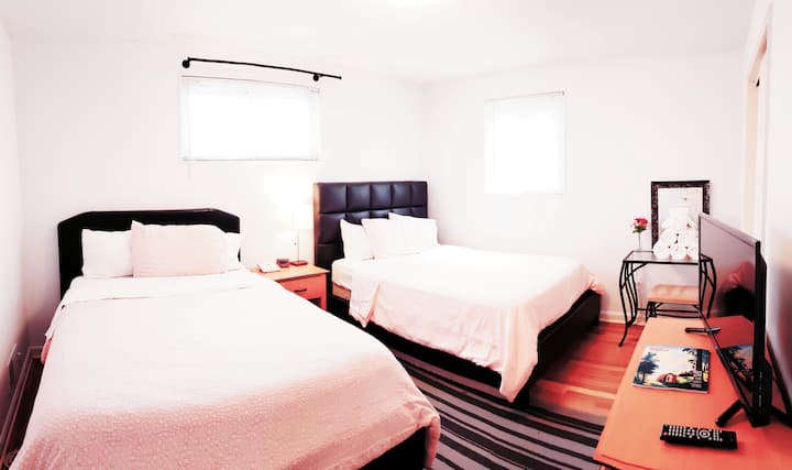 2bedroom&dca&6beds&walk2metro&freeparking&mins2dc - Washington, D.C.