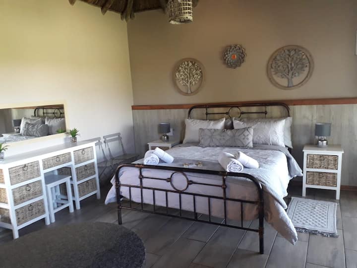 2 Sleeper, Chalet - Honey Lodge - Self Catering - Hammanskraal