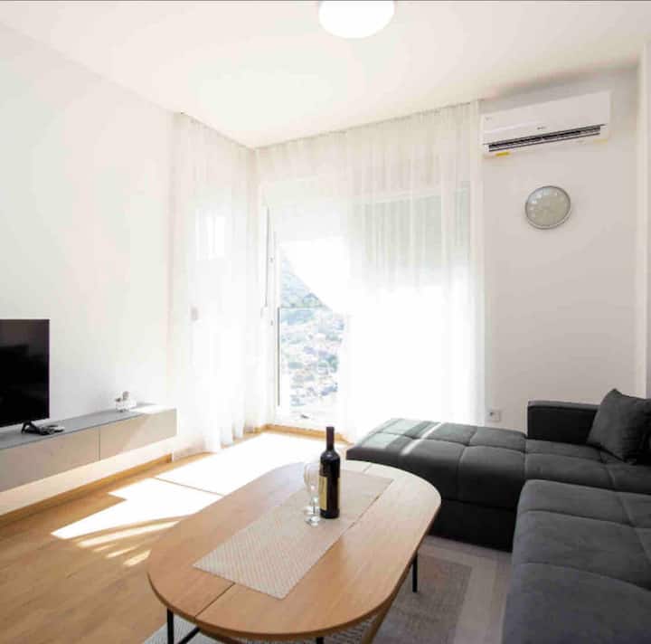 Sunny Side Apartment 86 - Budva