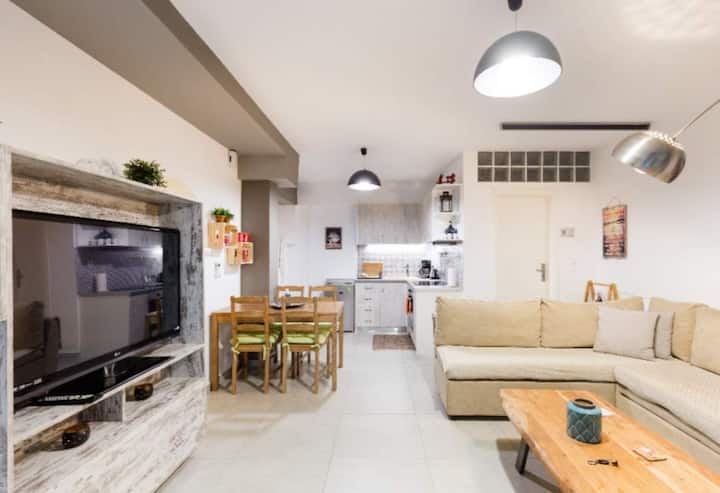 Lovely And Spacious Apartment - Atenas