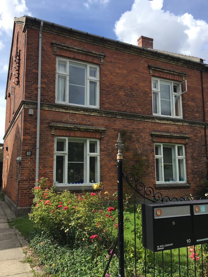 Town House Close To Center, Metro, Airport & Beach - Copenhagen