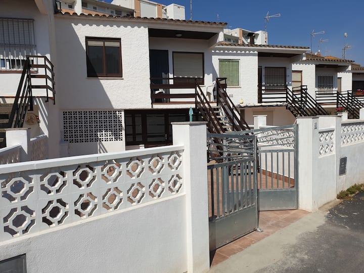 Bungalow 200 Metros Playa Parking Propio Y Piscina - Peniscola