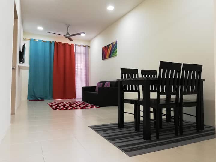 Neesa Homestay Bukit Gambang (5 Min To Waterpark) - Gambang