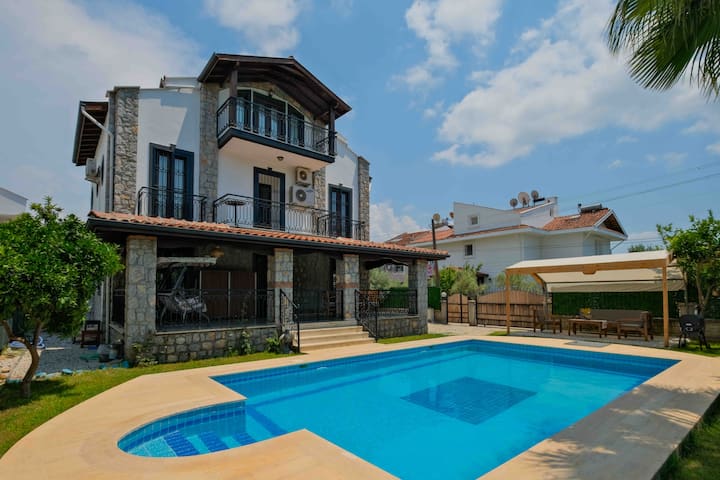 Villa With Private Pool, Close To Calis Beach - Çalış Beach