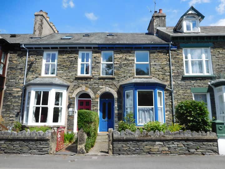 Ideally Located Lakeland Cottage In Windermere - Windermere