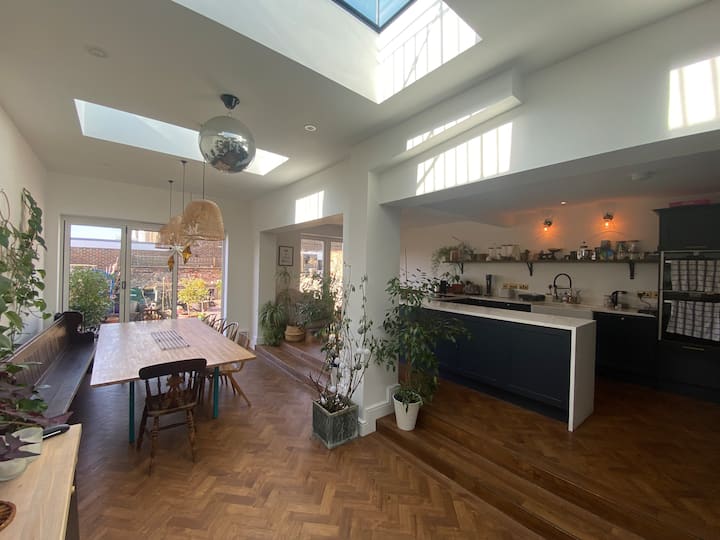 House 7min Walk To Sea Sleeps 12, Garden & Terrace - Steyning