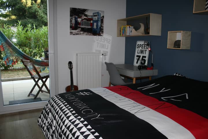 Chambres Privées Dans Appartement En Rez-de Jardin - Annecy