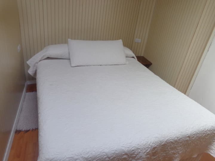 Tiny-habitación (4) Hostal C/entrada Independiente - El Quisco