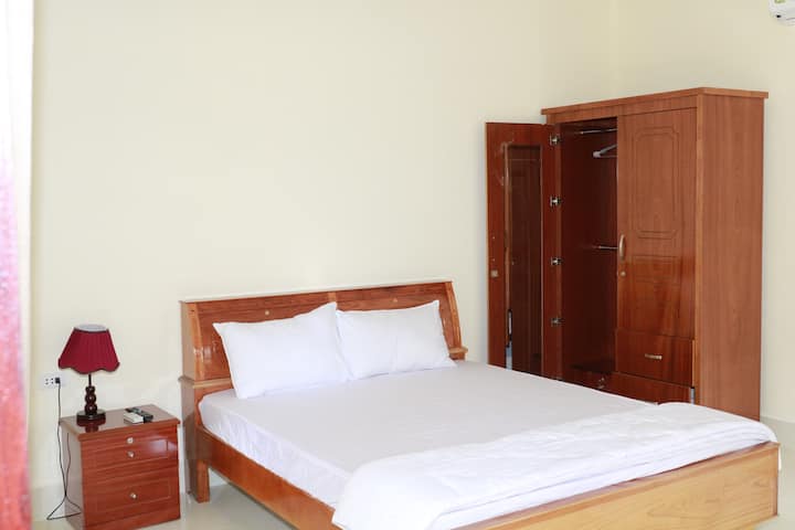 Nguyet Que Homestay - Garden View - Room 2 - Bến Tre