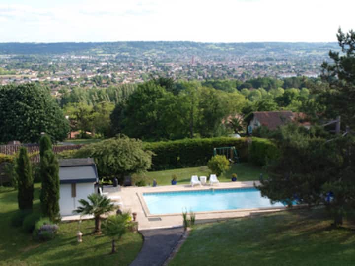 Maison Au Calme Avec Vue Imprenable Et Piscine - Villeneuve-sur-Lot
