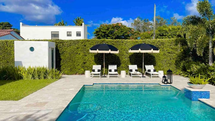 Casa De Reg (Cozy Miami Loft) - Miami, FL