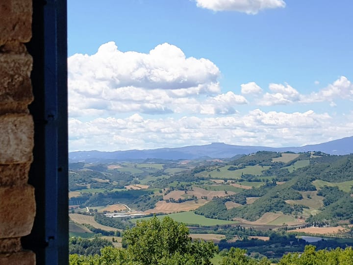 Fuga D' Amore Nel Ducato Di Urbino - Urbino