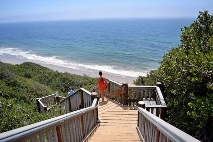Private Guesthouse Walk To The Beach - Santa Barbara, CA