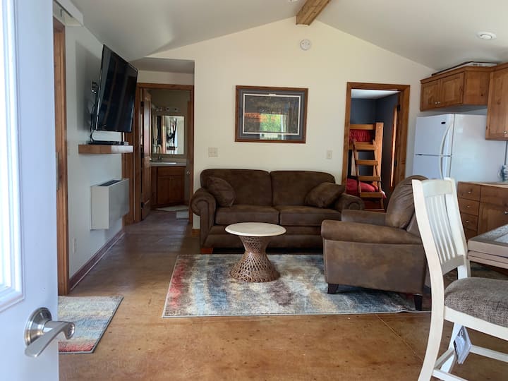 Beautiful Totally Remodled Cabin For Your Family. - Lake Shetek State Park, Currie