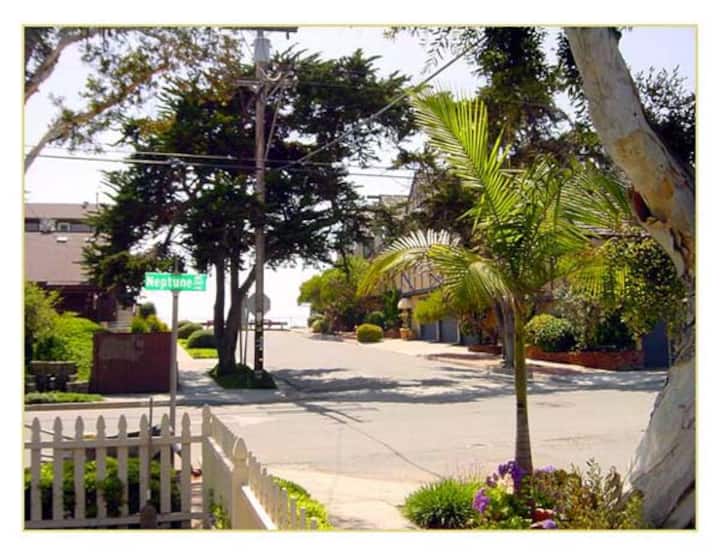 Neptune Beach Cottage - Encinitas, CA