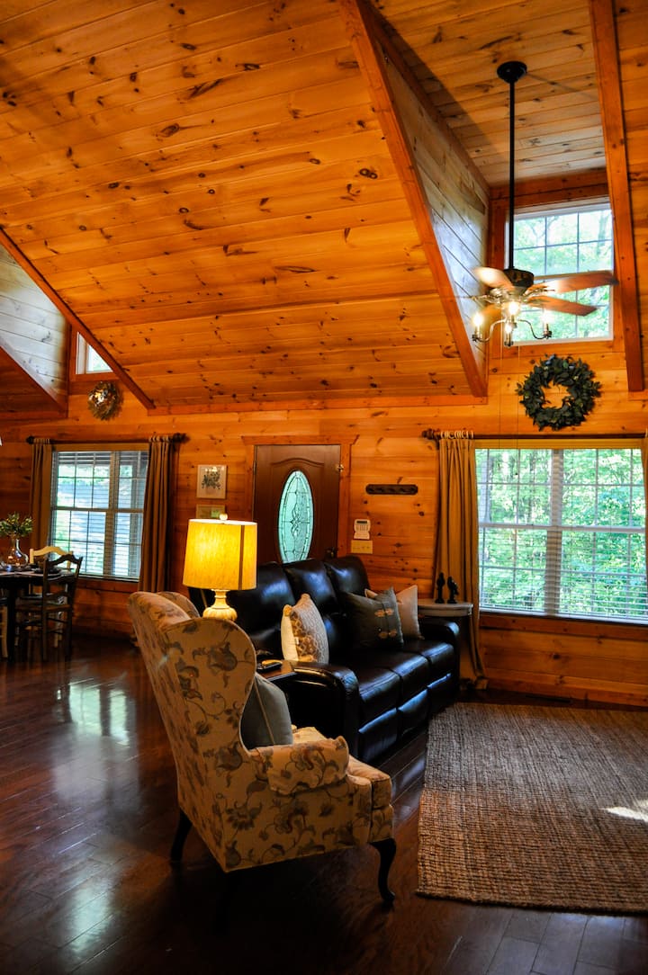 Private Fire Pit 2 Person Jacuzzi King Master - Sautee Nacoochee, GA